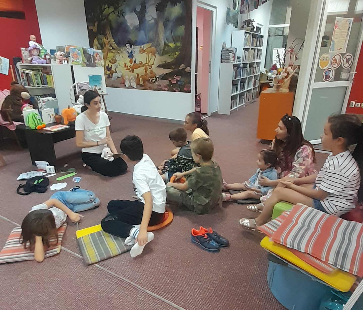 Creștem cu fiecare poveste – Atelier interactiv – Biblioteca Judeţeană ...